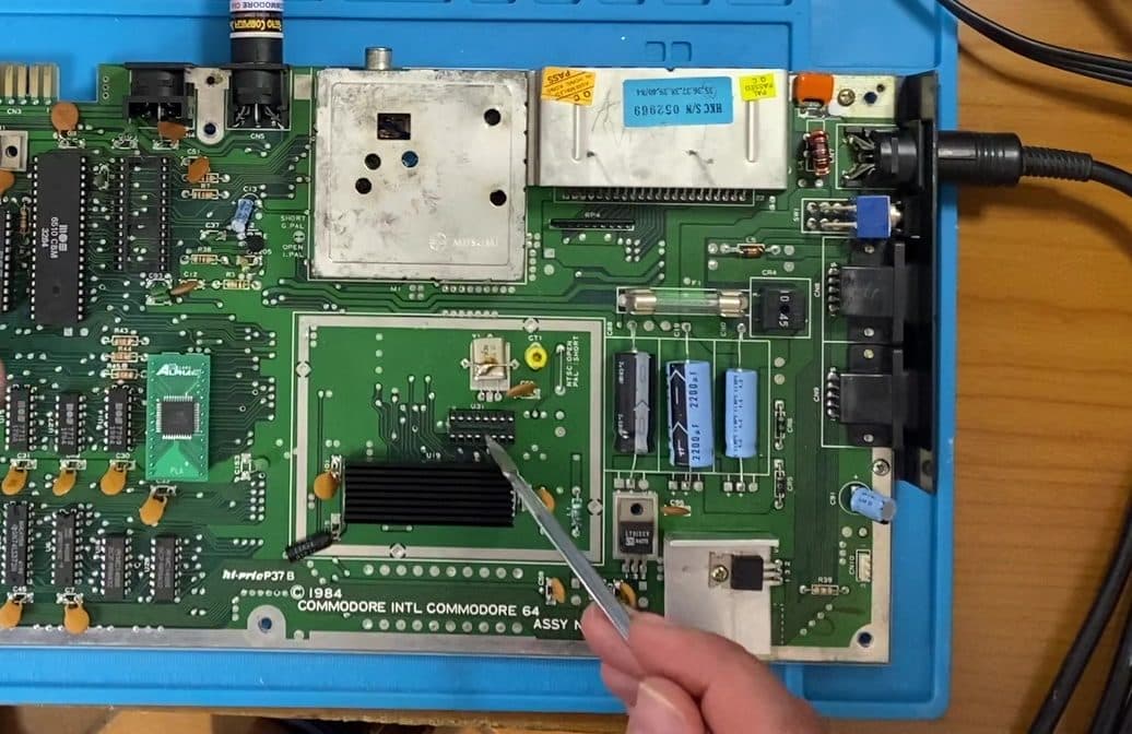 Biscottone “black screen fix” – Retro Fixer